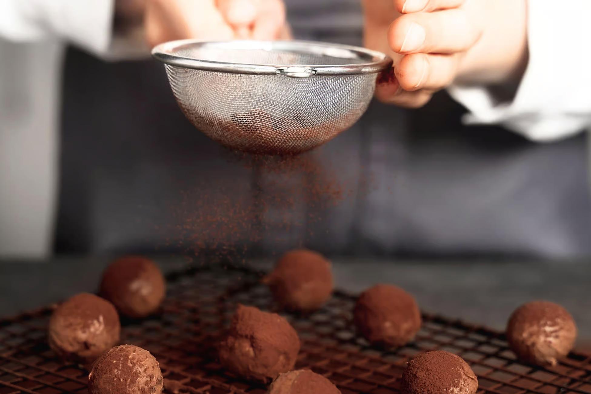 סדנת שוקולד בלאס וגאס: שיעור הכנת שוקולד (Chocolate Cooking Class)